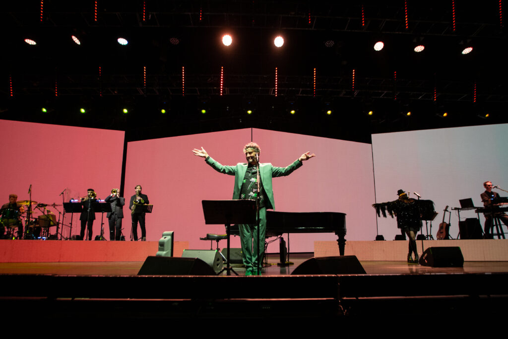 Fito Páez comenzó con su serie de conciertos en el Movistar Arena